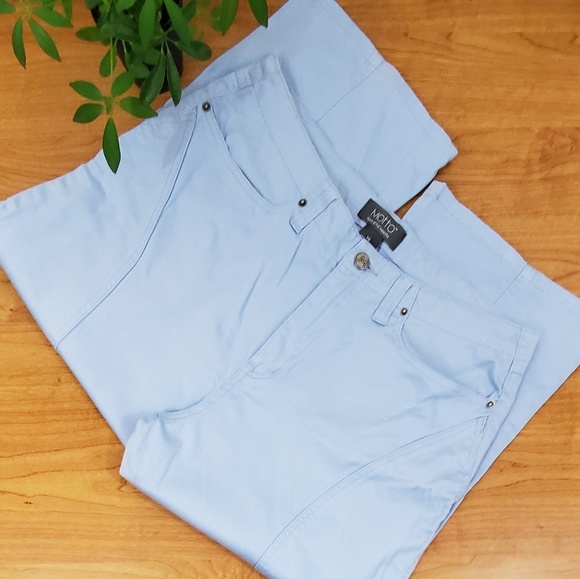 motto | Pants & Jumpsuits | Motto Light Blue Capri Pants 2 Pocket ...